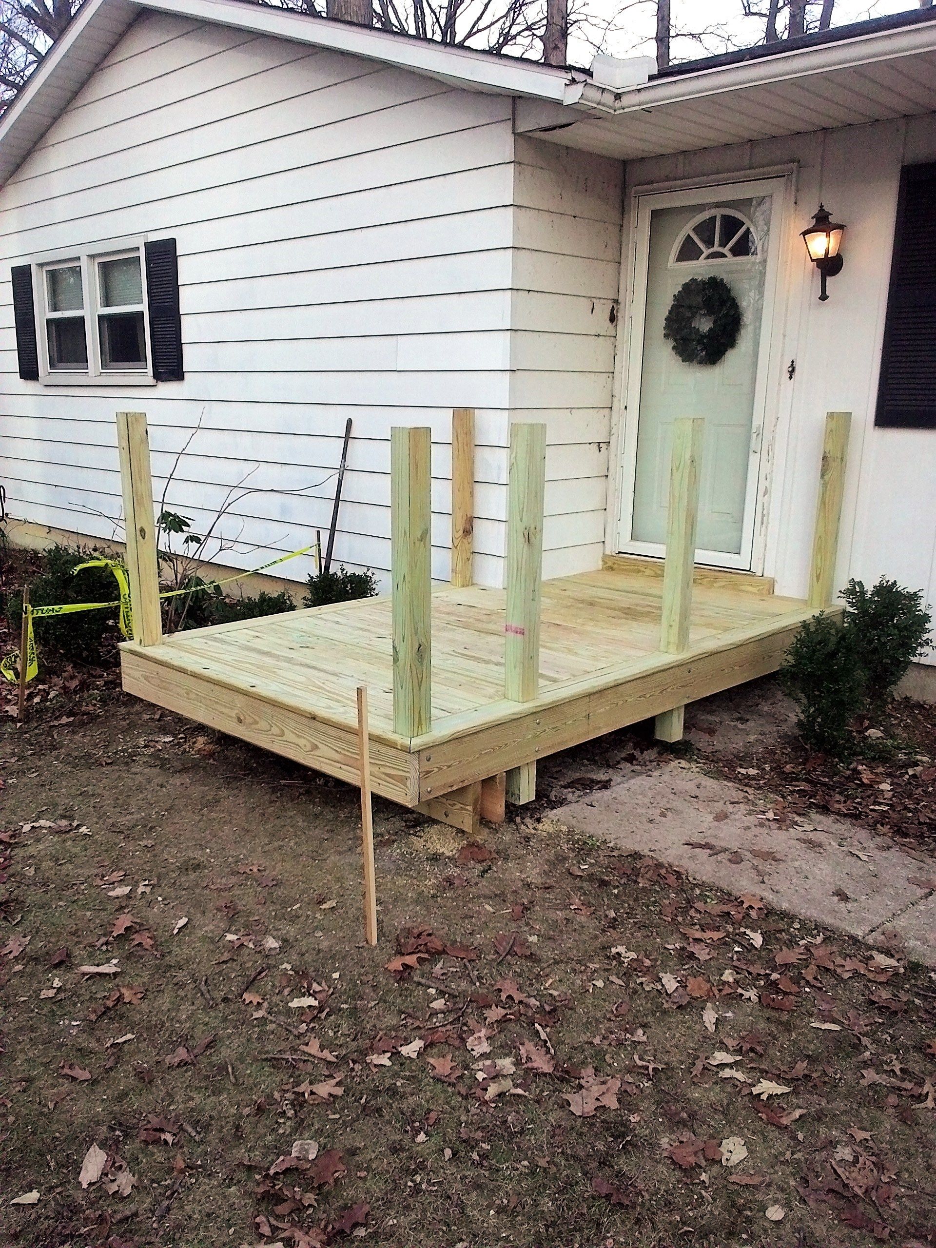 Gallery | 10 x 10 Front Porch Deck - Picture 10935 | Decks.com