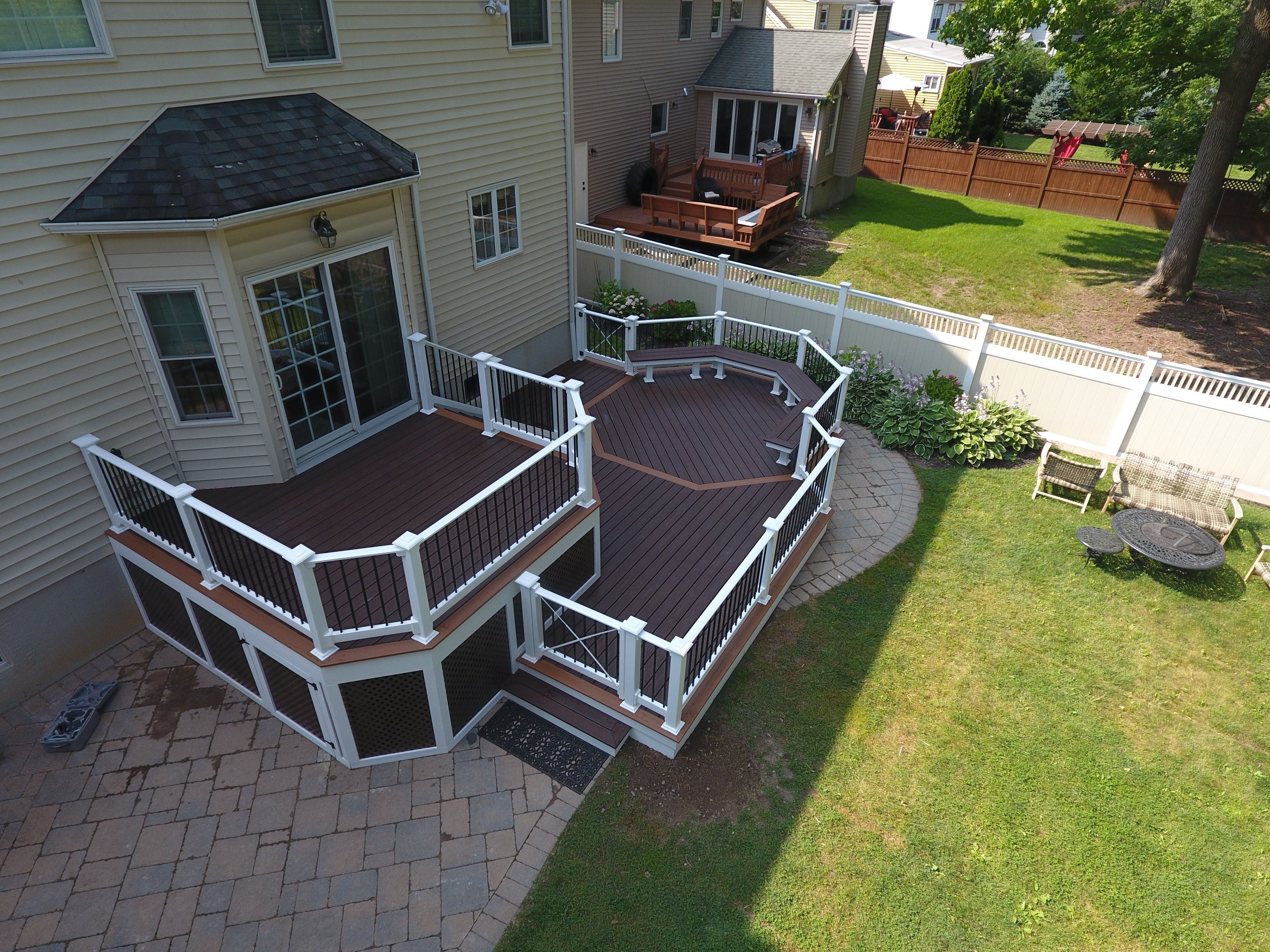 Gallery | Custom 2 level deck - Picture 7513 | Decks.com