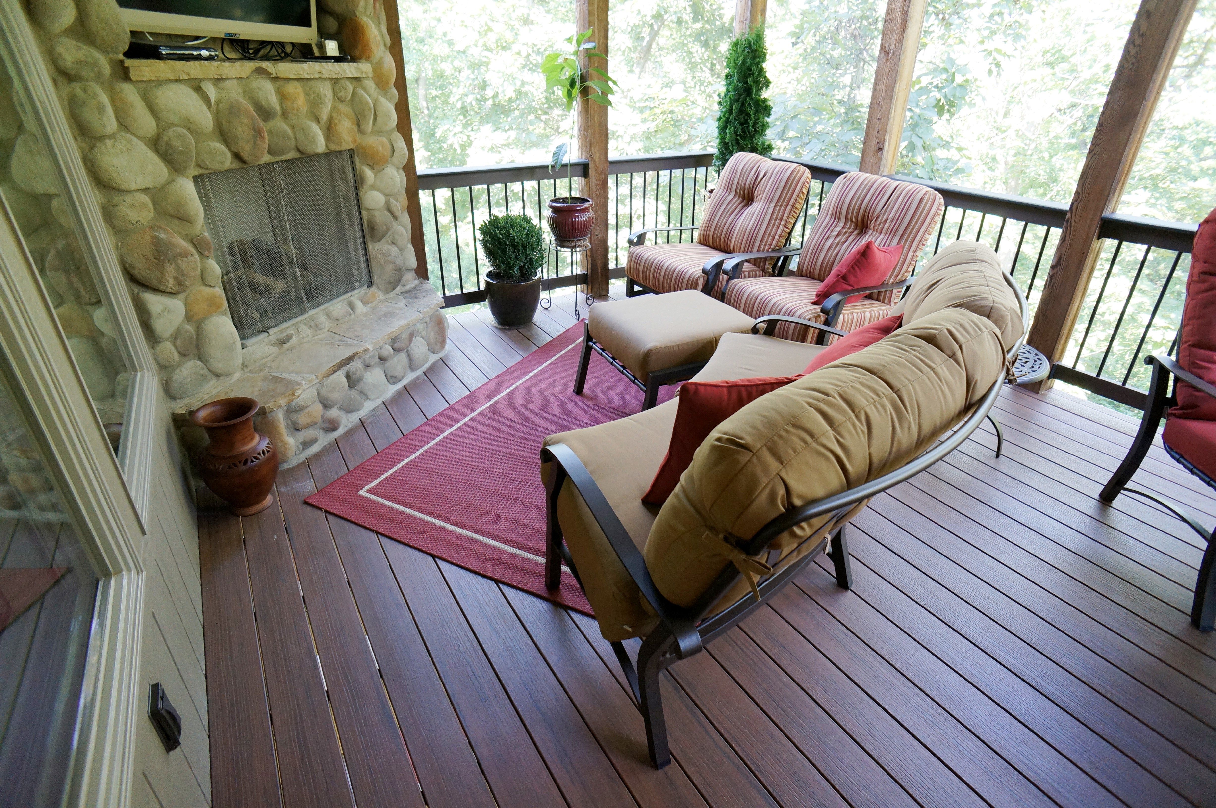 Gallery | Hip Roof Screened Porch - Picture 5279 | Decks.com