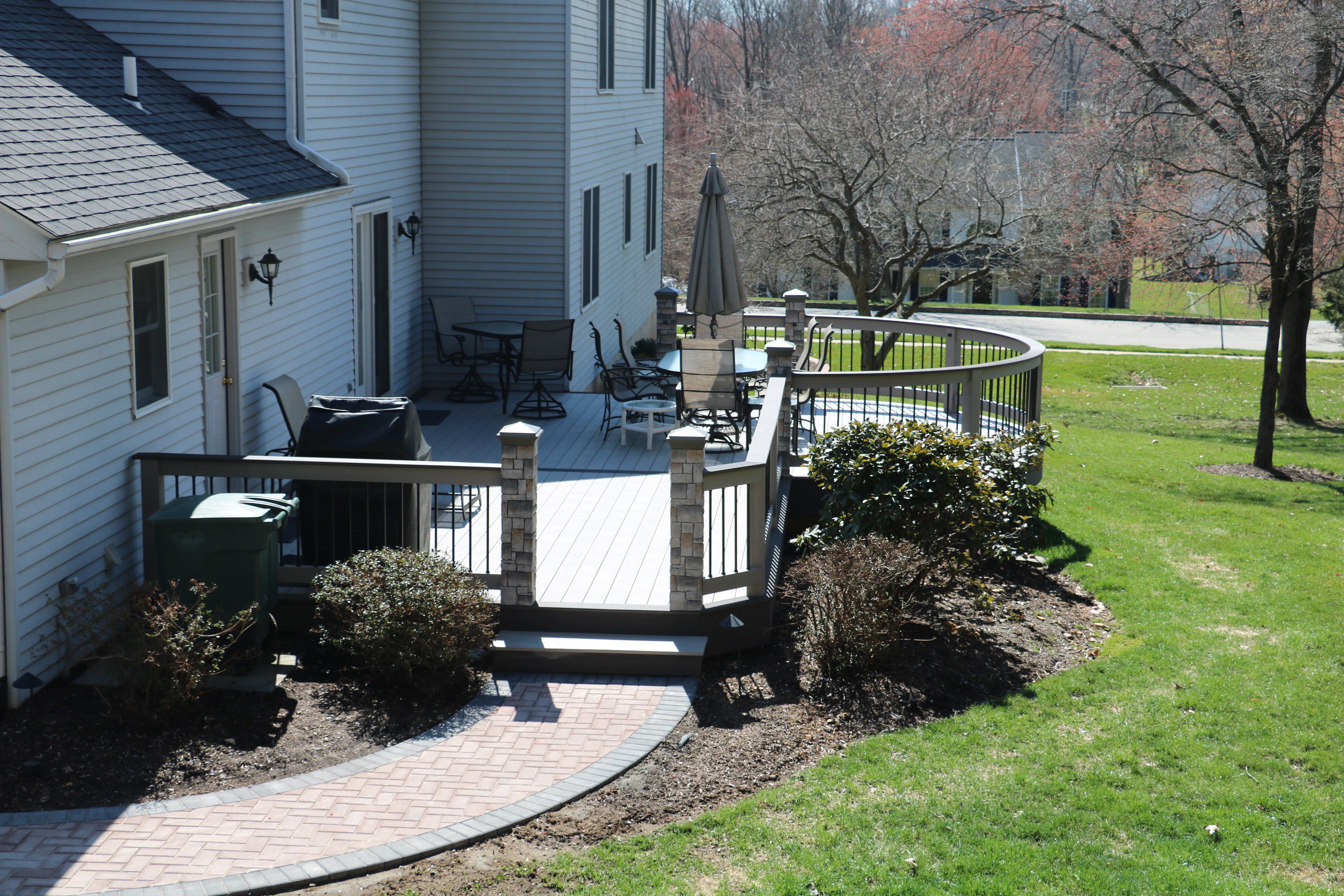 Gallery | Wolf Deck with curved front - Picture 6722 | Decks.com