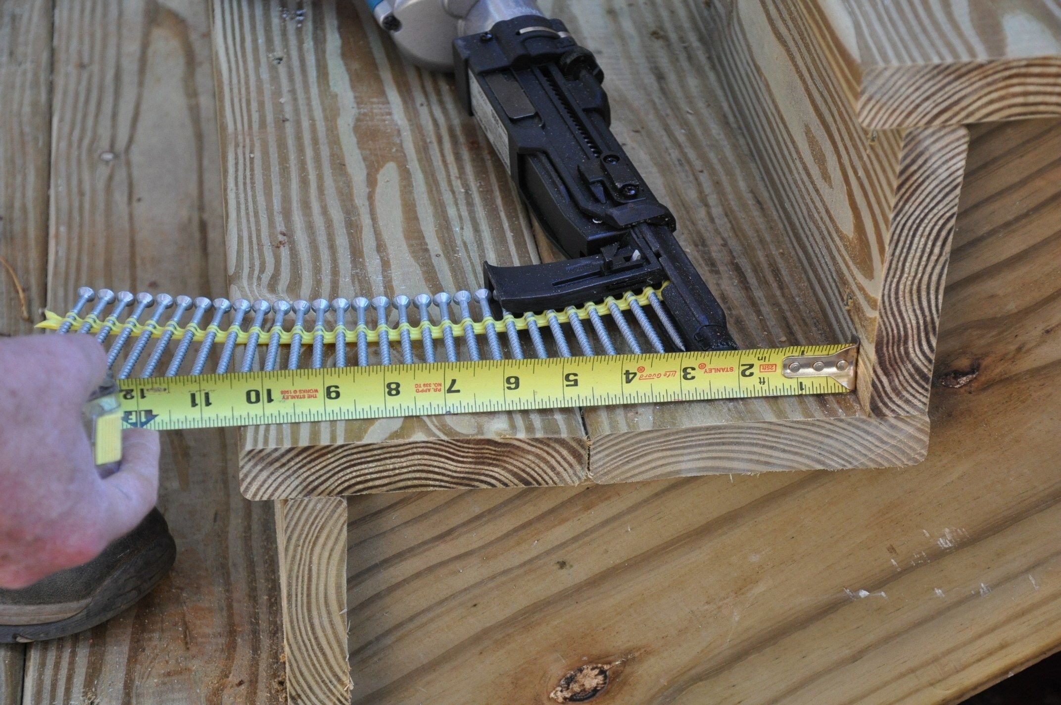 Deck Stair Stringer Layout & Spacing | Decks.com