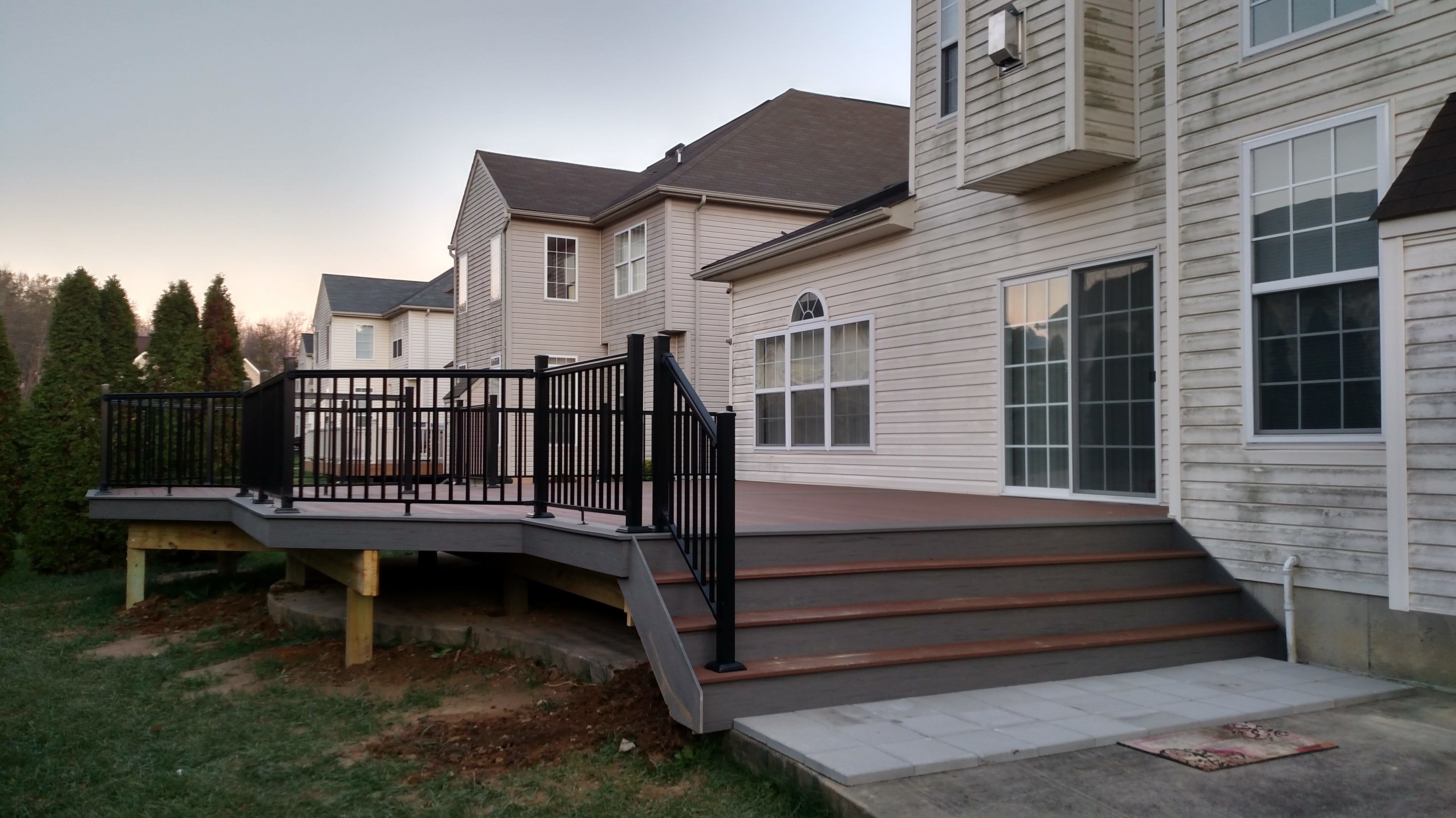 Gallery | Composite Decks With Metal/Composite Railings - Picture 6438 ...